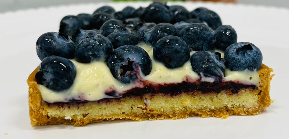 Seasonal fruits tart | Colette Bakery