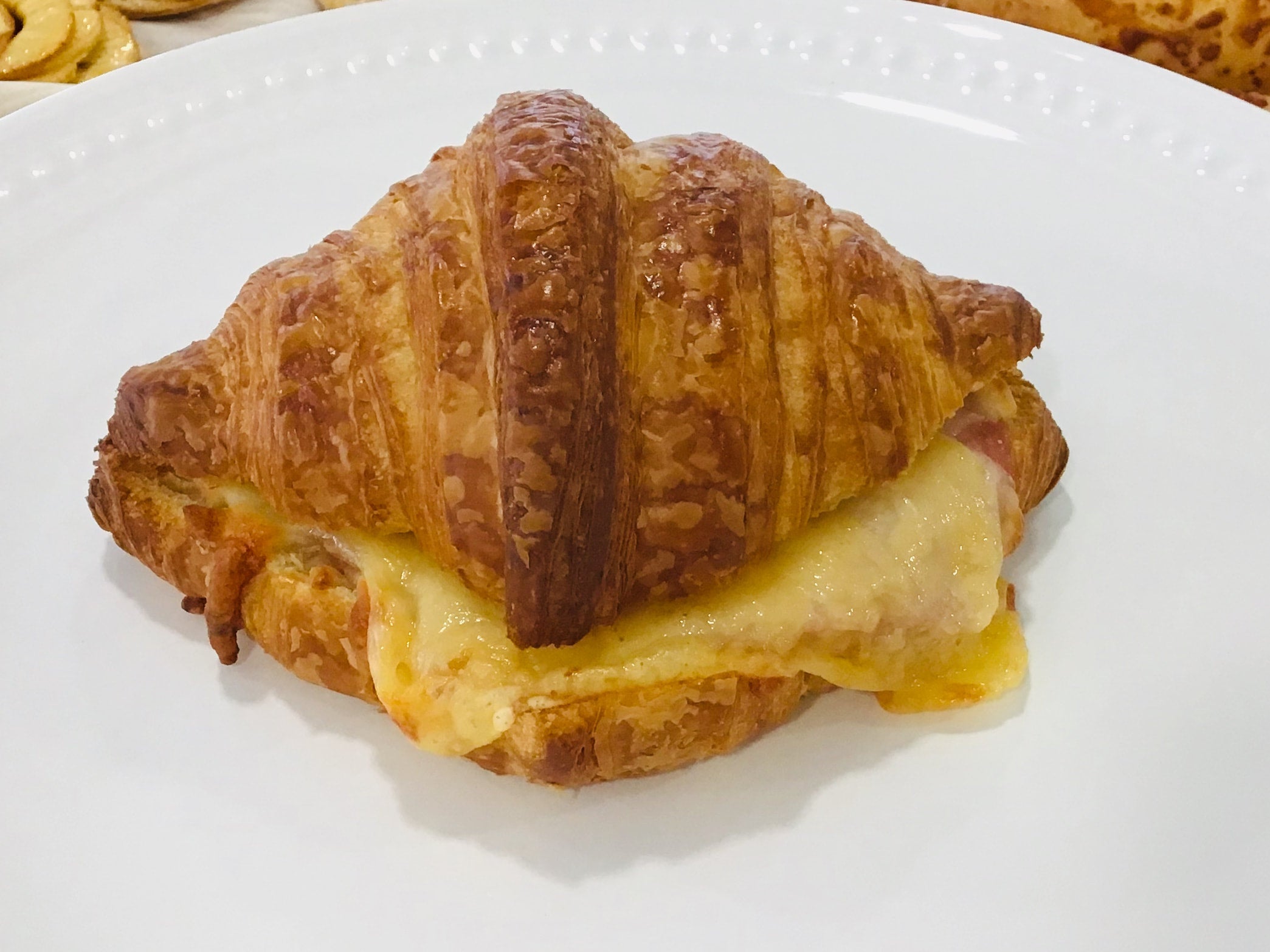 Croissant salé | Colette Bakery