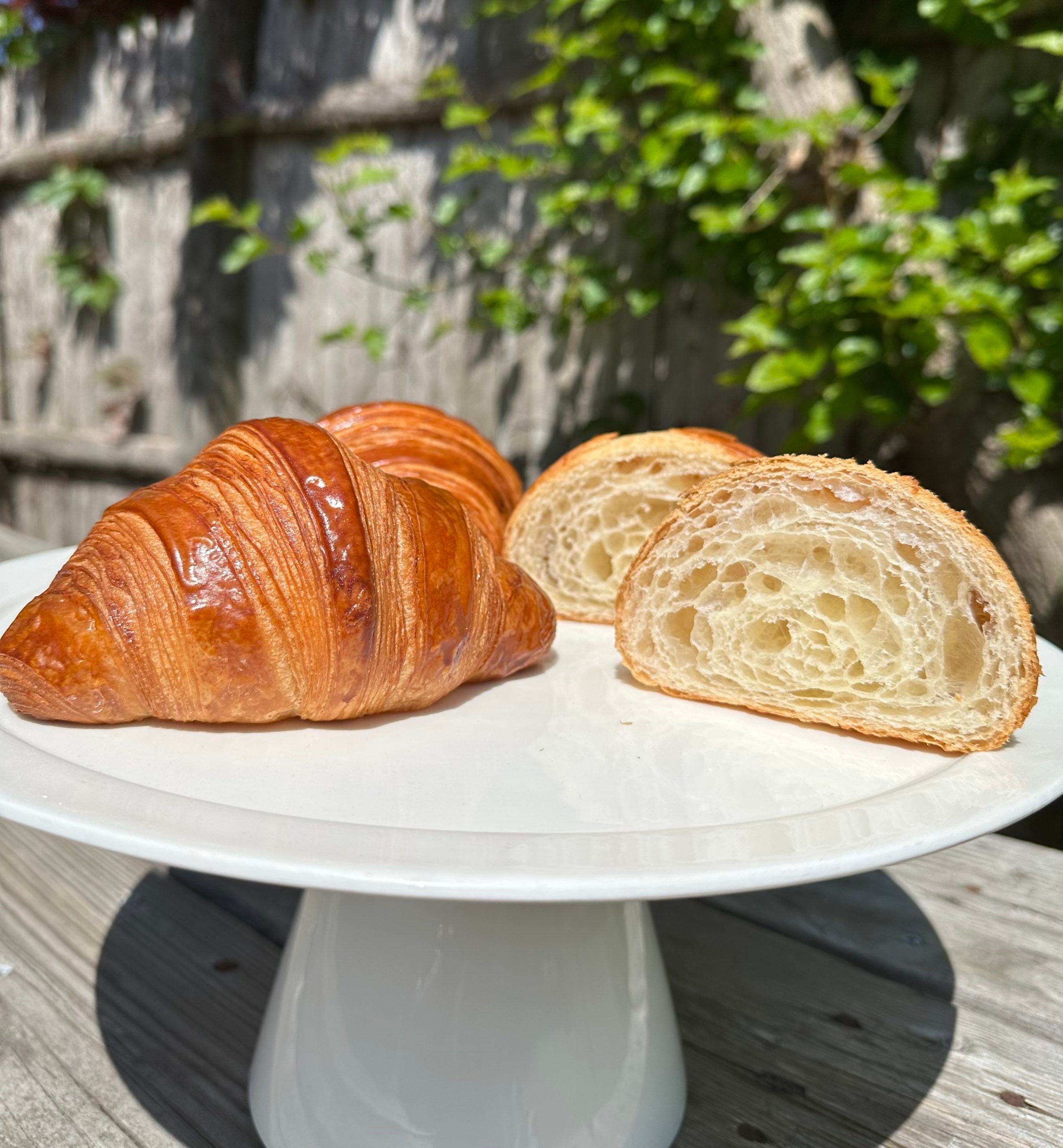 Croissant (butter croissant) | Colette Bakery