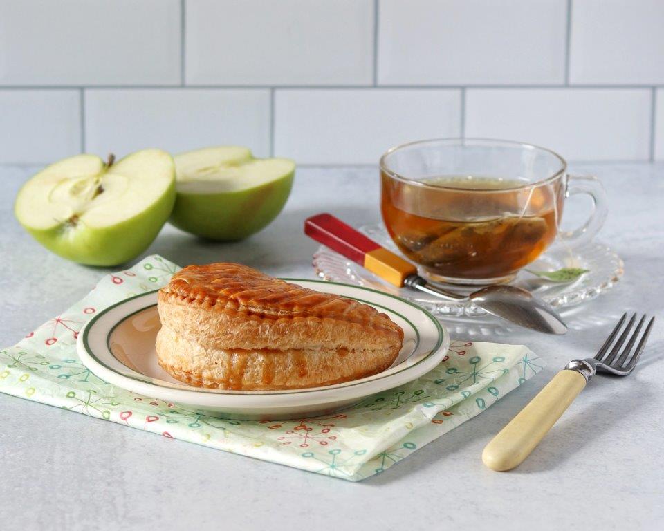 Chausson aux pommes (apple turnover) | Colette Bakery